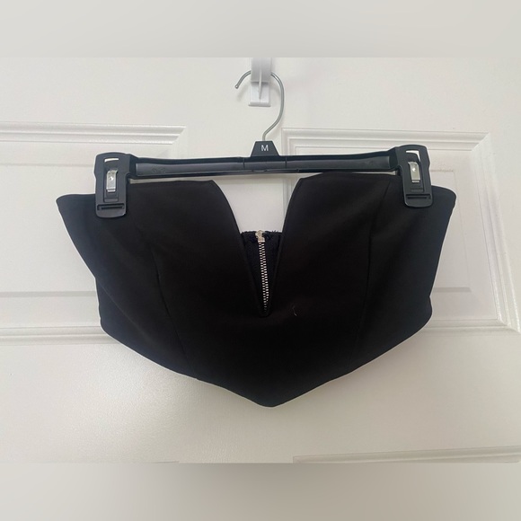 Tobi | Tops | Tobi Deep V Black Zip Back Strapless Bra Top | Poshmark